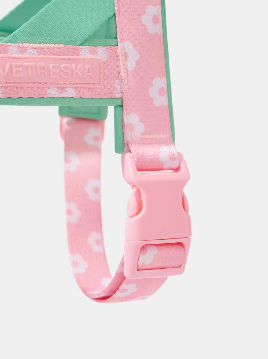 Shop VETRESKA | Flora Pet Walk Kit (Harness & Leash)