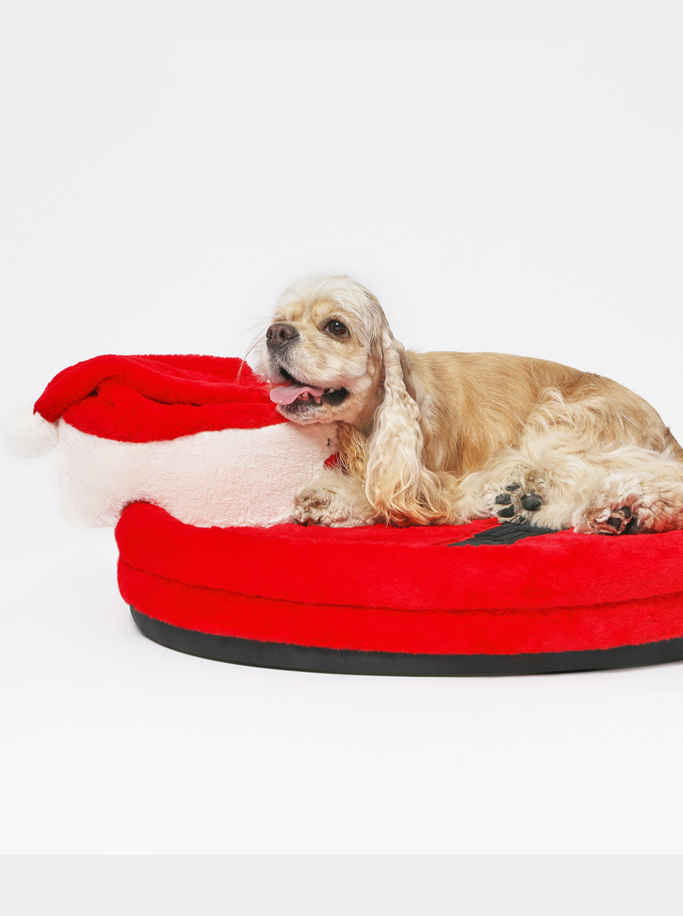 Shop VETRESKA | Santa Paws Cushion