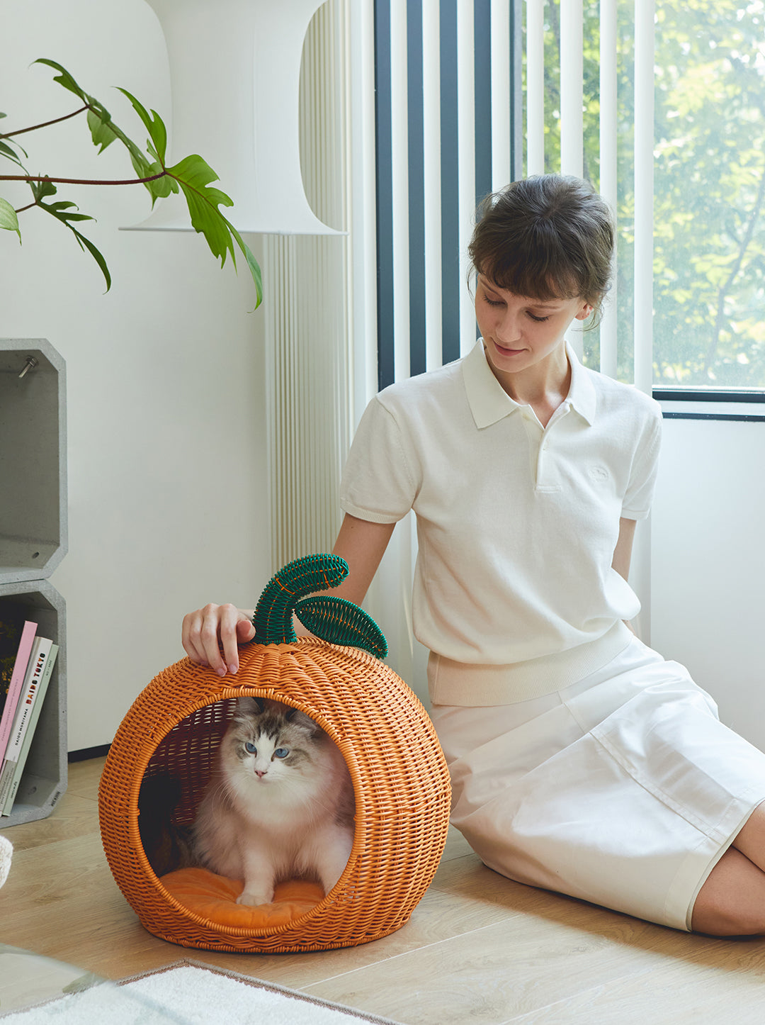 Shop VETRESKA | Tangerine Rattan Pet Bed – VETRESKA Official