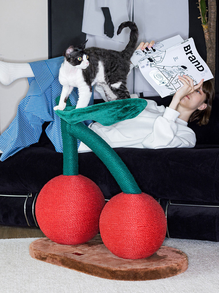 Shop VETRESKA | Cherry Cat Tree | VETRESKA Official